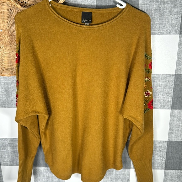 aaeda | Sweaters | Womens Aaeda Sweater | Poshmark